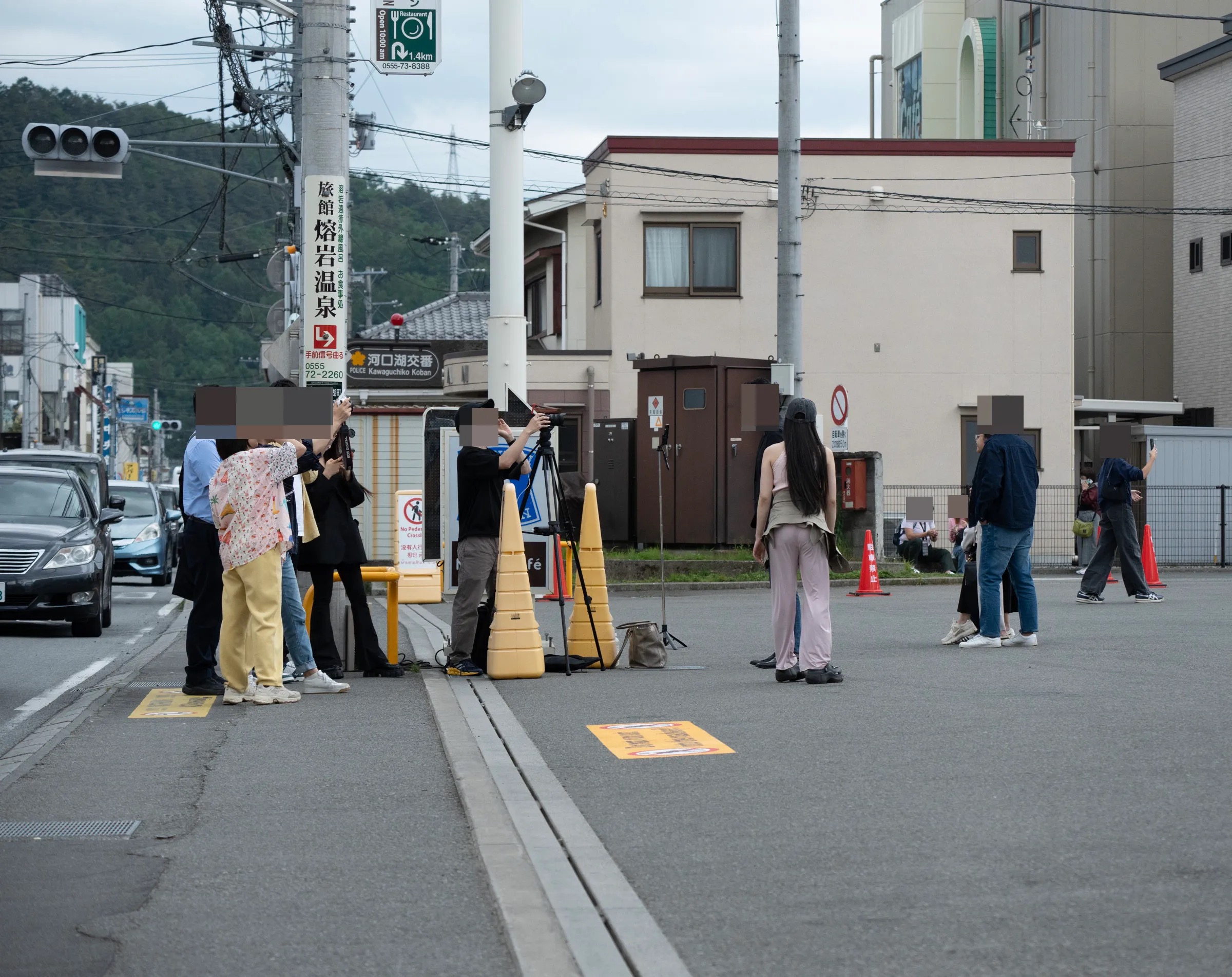 Has the Mt Fuji Lawson blackout screen really stopped tourists from ...