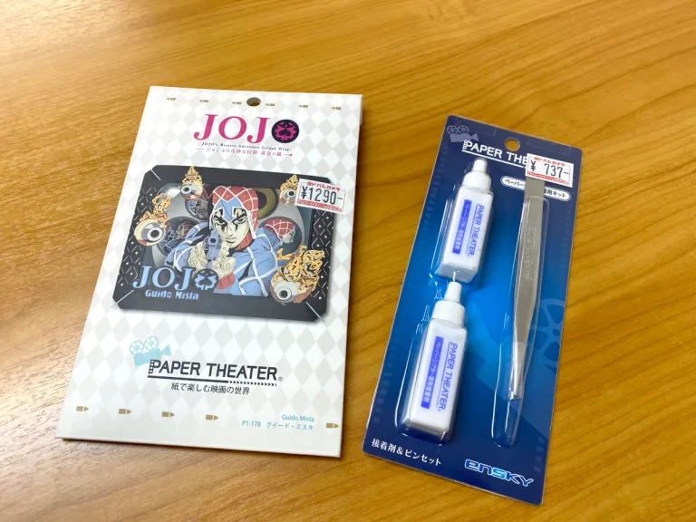 Foreign shoppers in Akihabara tip us off to an awesome souvenir idea ...