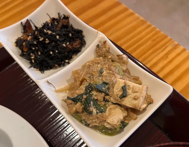 Tokyo restaurant finds heartwarming way to lure people away from ramen ...