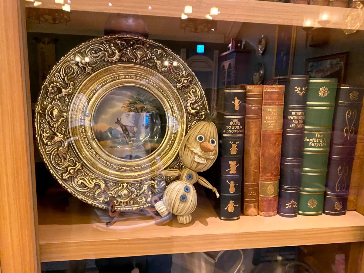 Tokyo DisneySea’s Frozen Kingdom: Elsa’s home at Fantasy Springs has a ...
