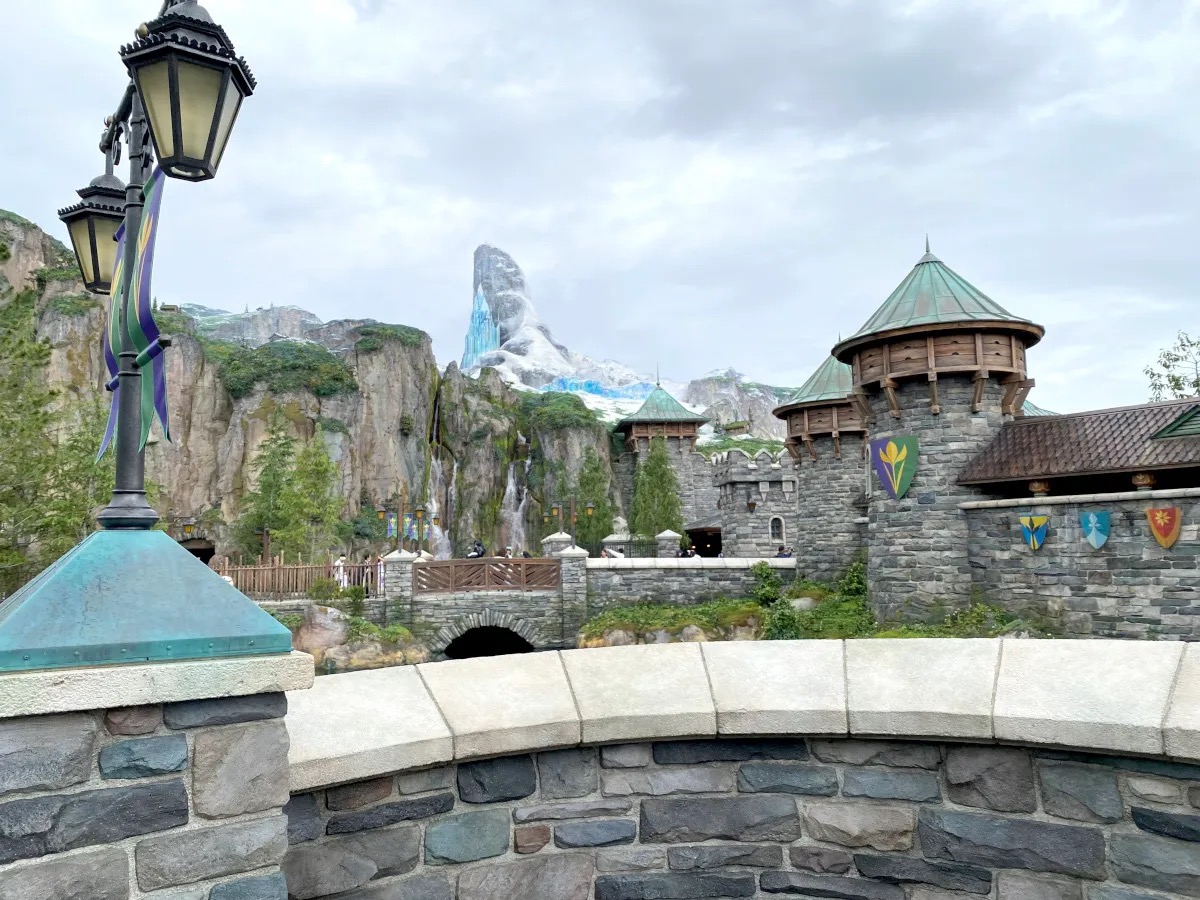 Tokyo DisneySea’s Frozen Kingdom: Elsa’s home at Fantasy Springs has a ...