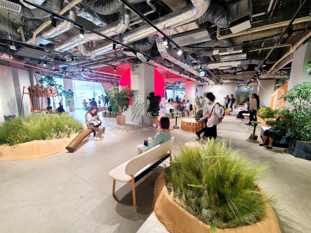 Harajuku’s new Harakado complex: A cool place to drink matcha in a ...