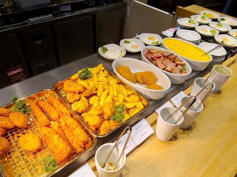 Hotel’s amazing breakfast buffet shows why it’s your loss if you skip ...