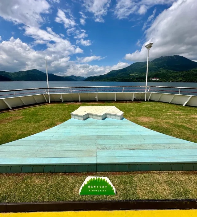 Sorakaze: New Hakone sightseeing cruise boat on Lake Ashi is as ...