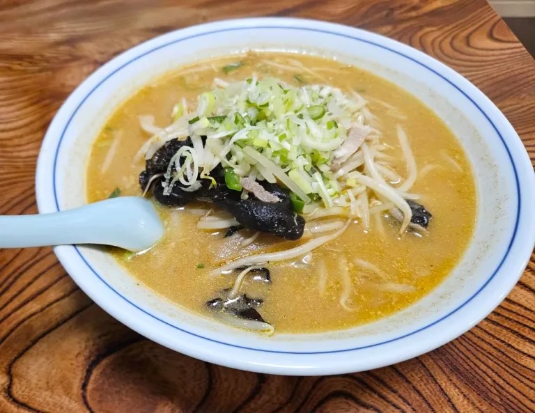 We try “the worst-tasting ramen in Japan” – How bad could it be?【Taste ...