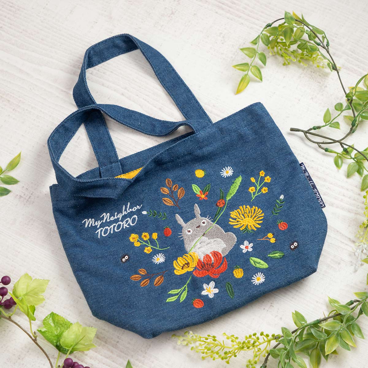 Studio Ghibli releases new My Neighbour Totoro bags and pouches in ...