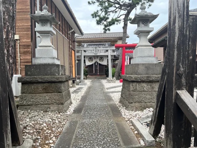 Japan’s smallest Toshogu Shrine: A tiny wonder with a big samurai ...