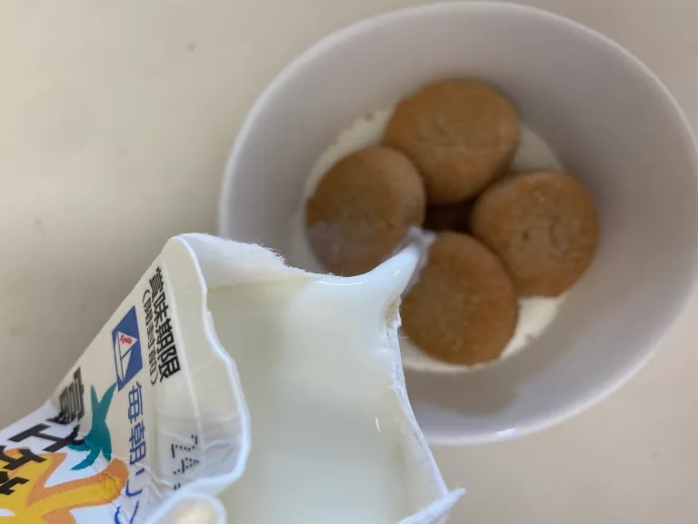 Japan now has special matcha green tea cookies you’re supposed to eat ...