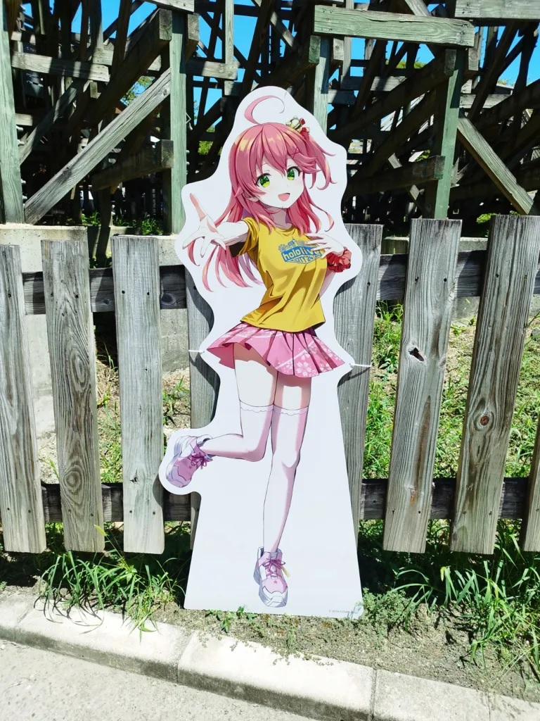 Japanese theme park’s Hololive art event: A fun day for sweaty otaku ...
