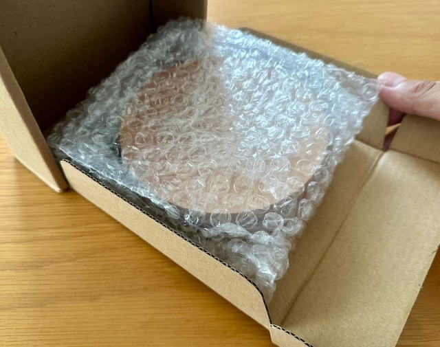 Defying gravity and common sense with the lowest-rated tensegrity table ...