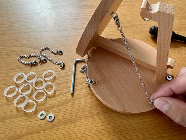 Defying gravity and common sense with the lowest-rated tensegrity table ...