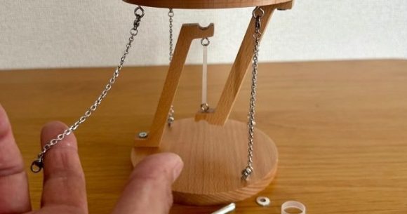 Defying gravity and common sense with the lowest-rated tensegrity table ...