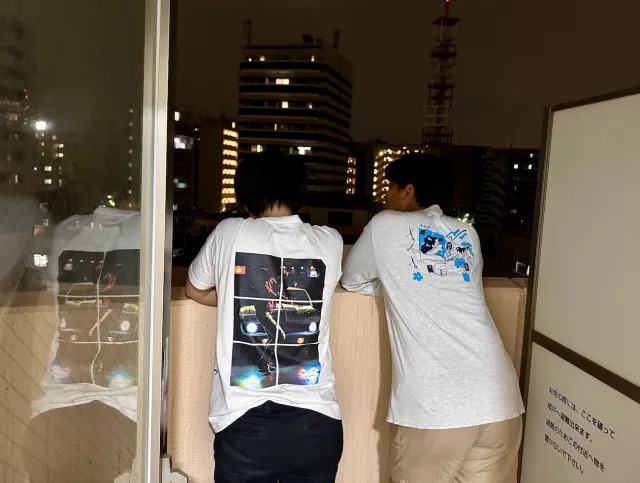 Smallest hotel room in Tokyo? This cheap stay for two will turn friends ...