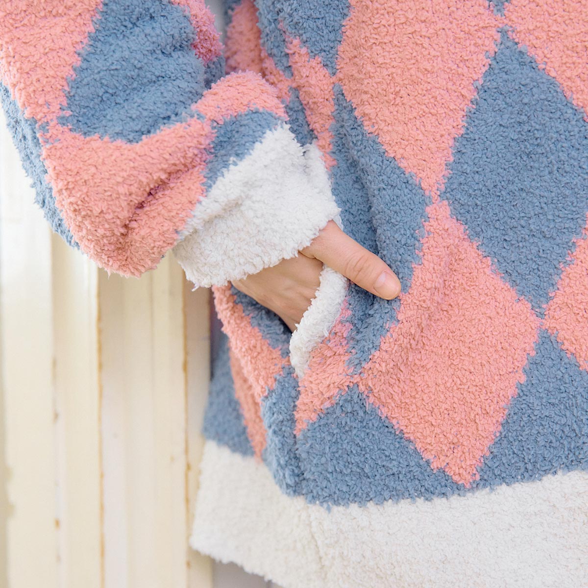 Studio Ghibli lets you cosplay as Howl from Howl’s Moving Castle with ...