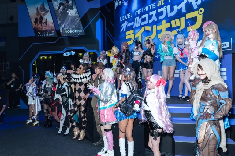 The official cosplay booth models of Tokyo Game Show 2024【Photos ...