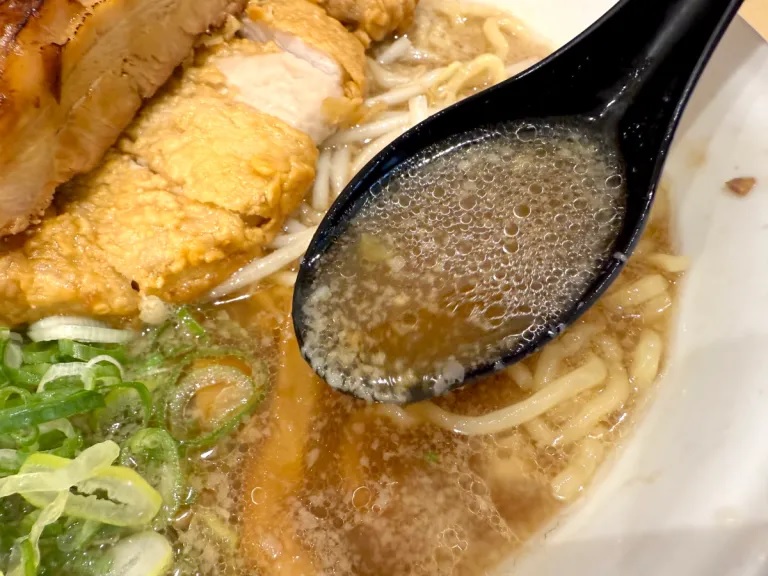 Line of foreign tourists leads us to Akihabara’s meatiest fatty ramen ...