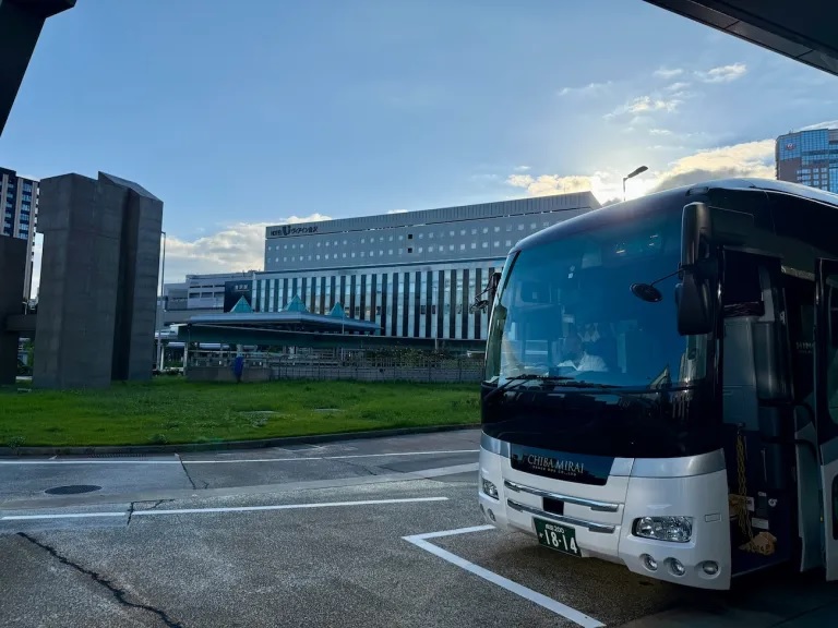 No train, no hotel – How to do an overnight bus trip to Kanazawa from ...