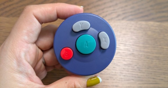 Nintendo’s controller capsule toys are so cool, even the machine you ...