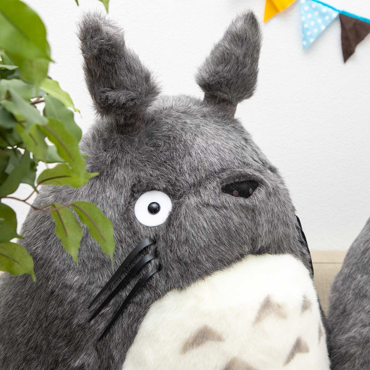 Super Extra-Large Big Totoro plushie is super-cute for a super extra ...
