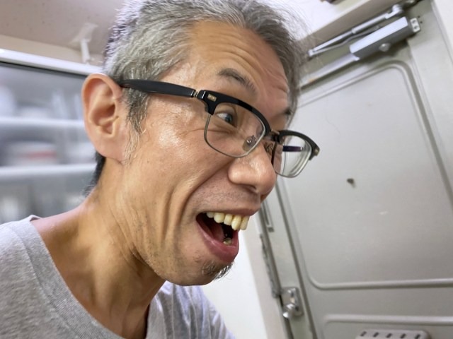 Mr. Sato gets 1,000 yen in food and drink from two stores for a “double ...