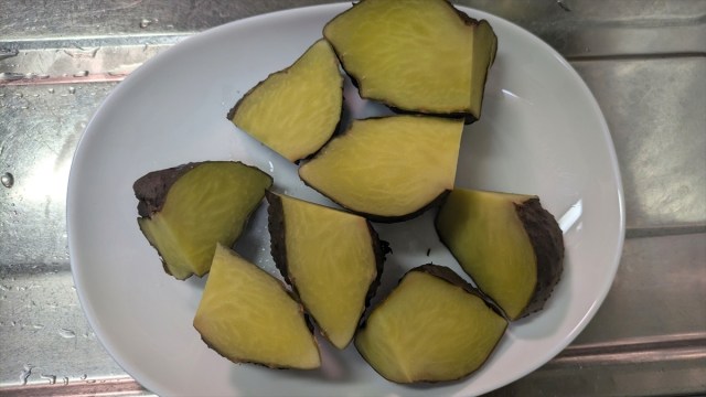 Excuse me, could you please pass the outer space potatoes? | SoraNews24 ...