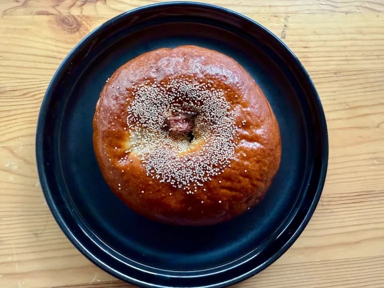 Is Tokyo’s ultra-expensive Satsuki sweet bean bread worth it?【Taste ...