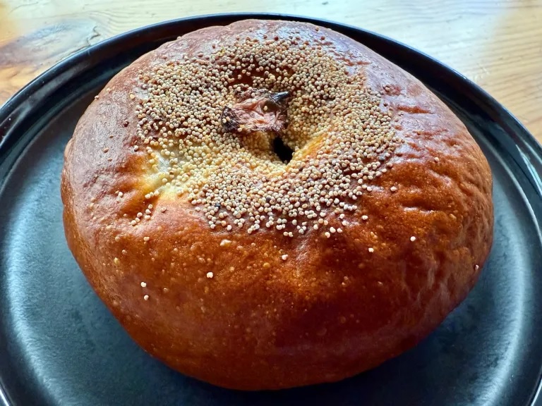 Is Tokyo’s ultra-expensive Satsuki sweet bean bread worth it?【Taste ...