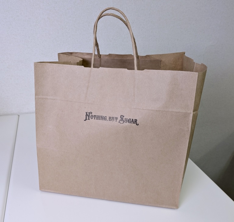 Looking for cinnamon rolls on “Japan’s closest street to America”【Taste ...