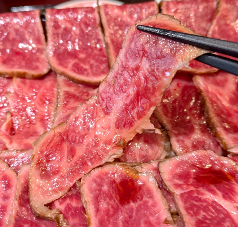 Tokyo restaurant isn’t kidding about the name of its overflowing rare ...