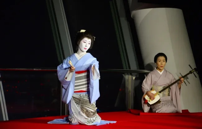 History’s highest sumo wrestling and geisha dance to take place at ...