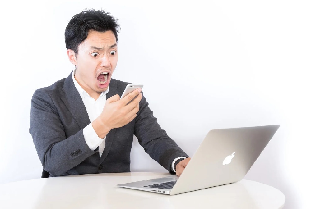 Stylish black Shinkansen, decorated with fireworks, spotted on the ...