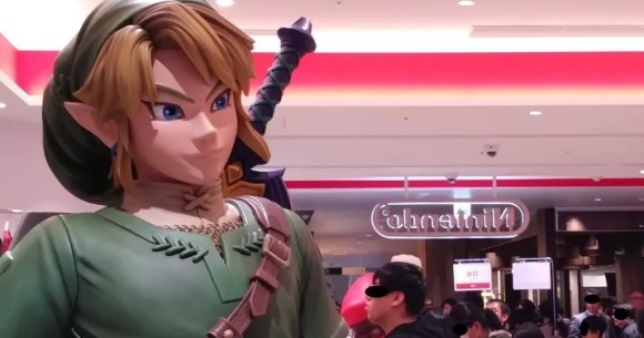 Awesome Zelda cosplayer gets help from Smash Bros. creator Sakurai to ...