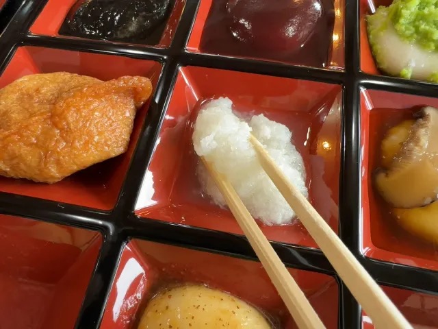 Japanese mochi tasting flight has roots in samurai dining culture ...