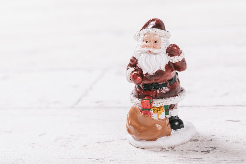 Police called out to investigate suspicious Santa in Wakayama ...