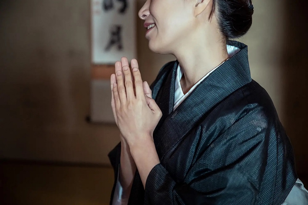 Scarier than a haunted house? Kyoto hidden-meaning “mean” manners ...