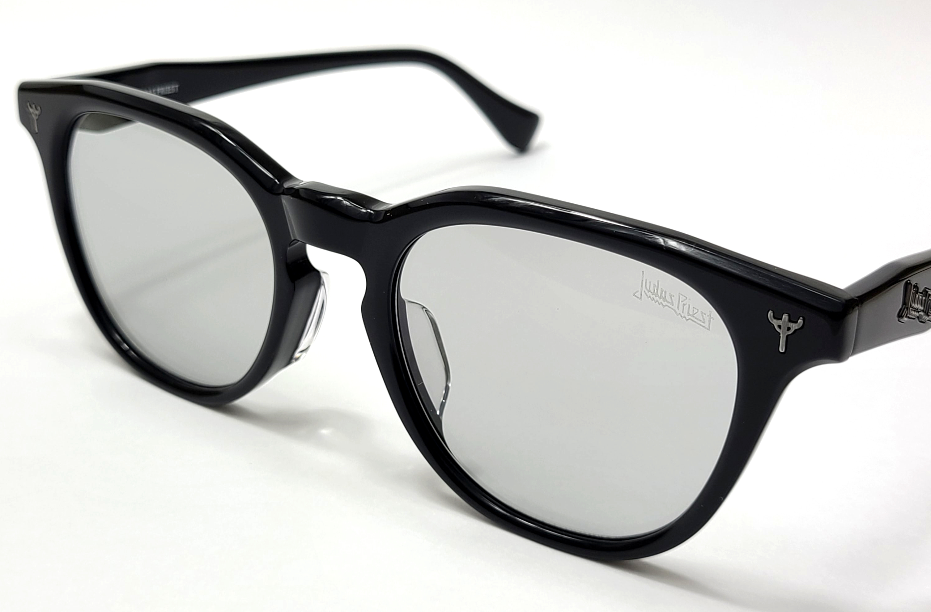 Japanese company develops classy heavy metal band frames for glasses ...