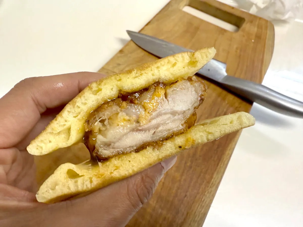 7-Eleven pancakes become a hit with American tourists in Japan ...
