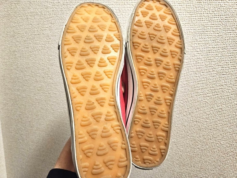 Go on a sh*tty shopping spree at Unco Store poop-themed goods boutique ...