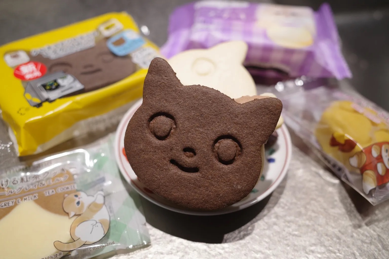 Nine places where cat lovers in Japan can step up their devotion to ...