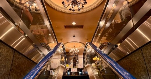 Space and time get all jumbled up in the Showa-style Cafe de Paris in Tokyo | SoraNews24 -Japan ...