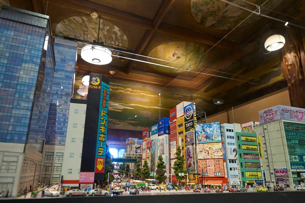 Tokyo’s breathtaking “museum hotel” miniature art exhibit will make you ...