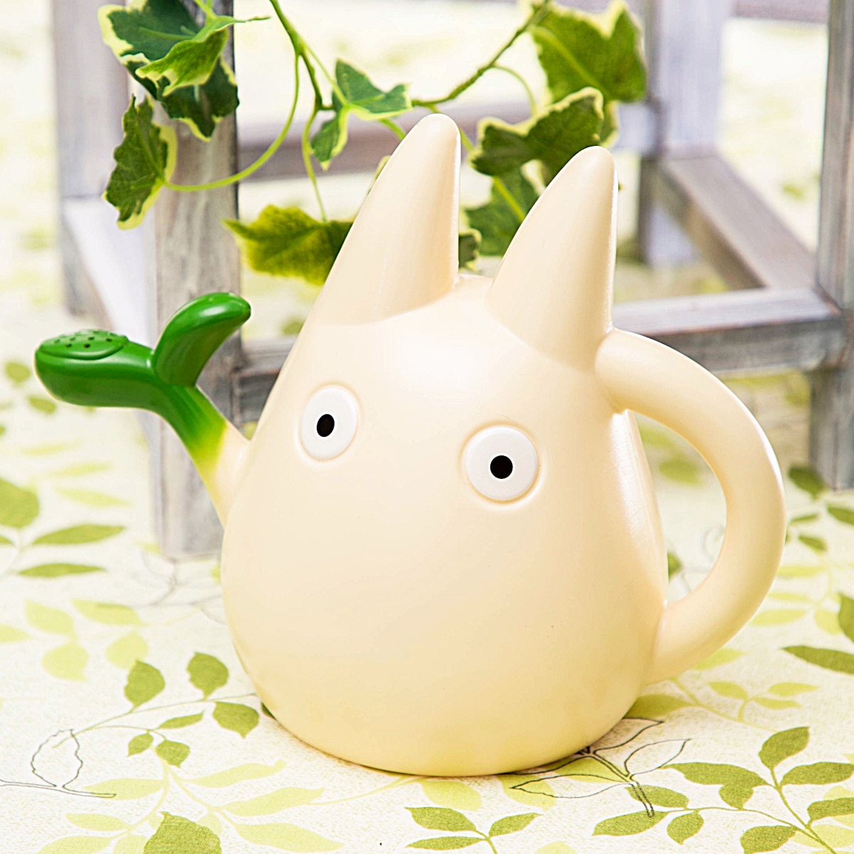 Studio Ghibli adds Catbus and Totoro items to its anime range in Japan ...