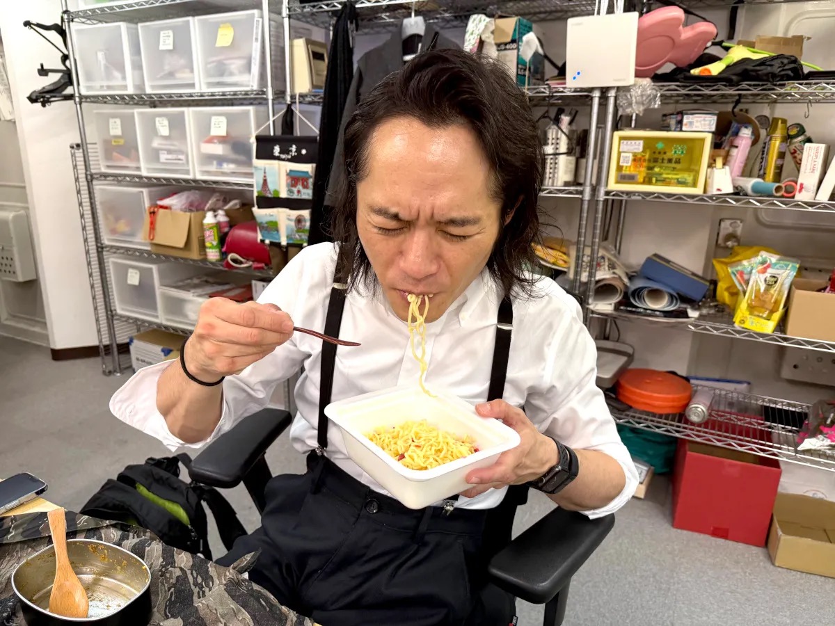 Are Japan’s Strawberry Shortcake instant noodles as gross as they say ...