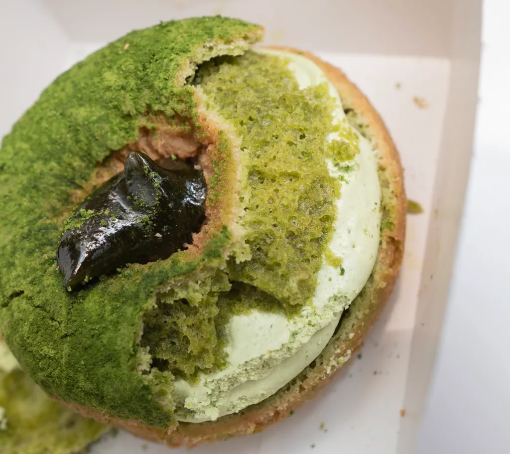 Japan’s new Mister Donut matcha donuts have so much green tea flavor ...