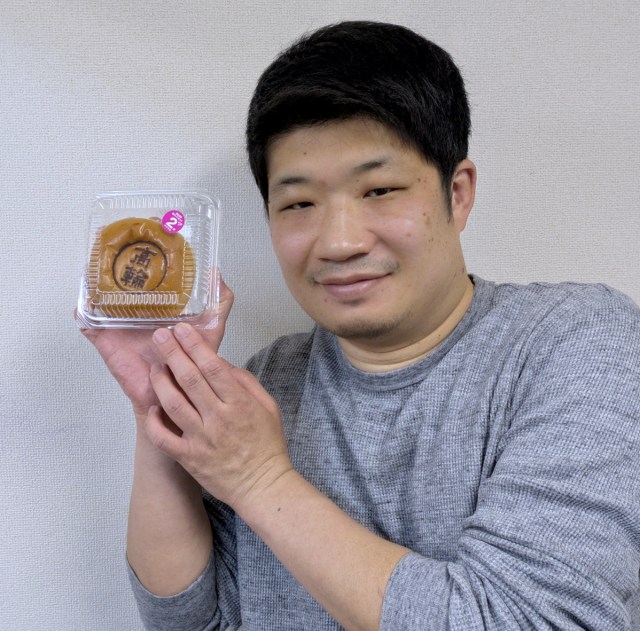 The ultimate SoraNews24 anpan showdown: Which sweet bread will reign ...