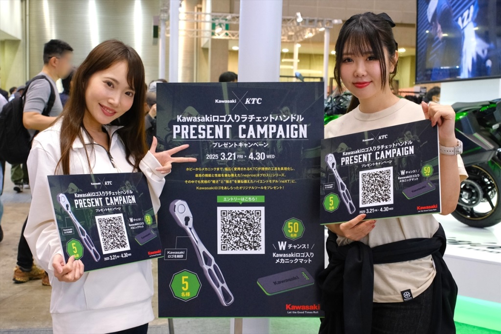 The beautiful booth models of the Tokyo Motorcycle Show【Photos ...