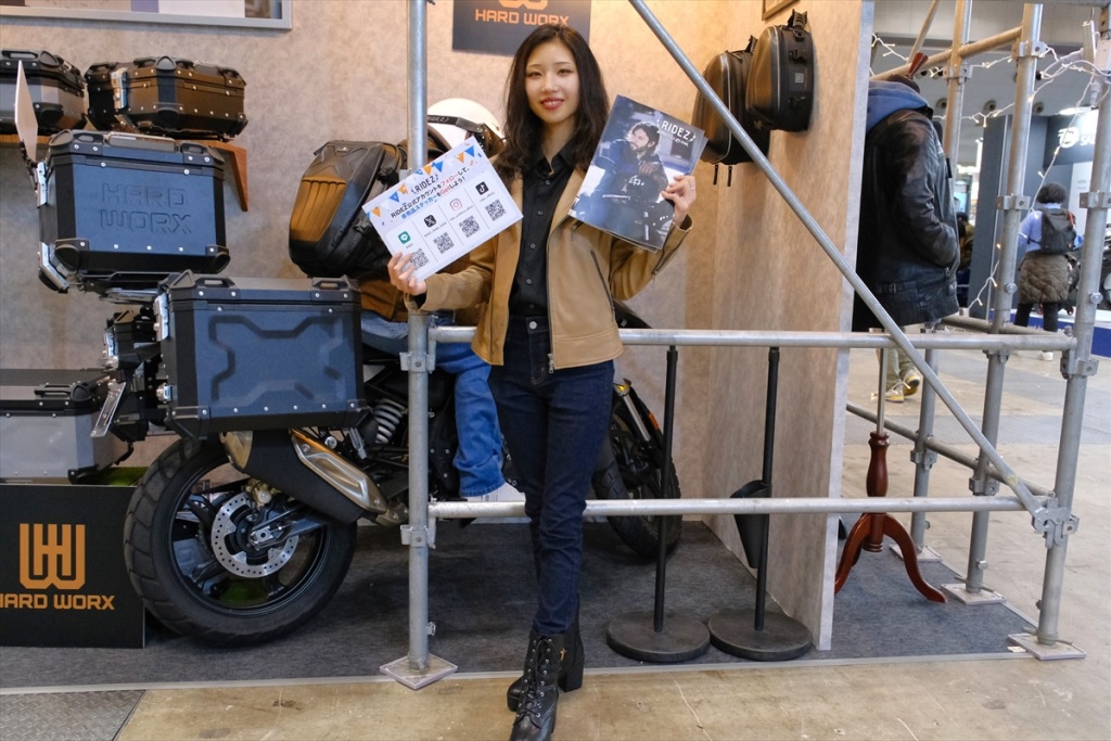 The beautiful booth models of the Tokyo Motorcycle Show【Photos ...