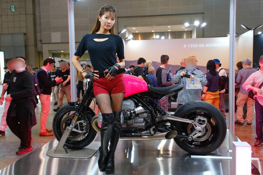 The beautiful booth models of the Tokyo Motorcycle Show【Photos ...