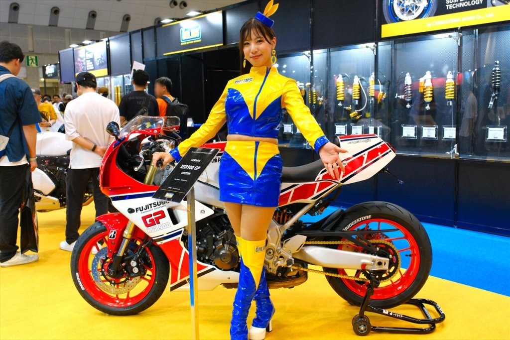 The beautiful booth models of the Tokyo Motorcycle Show【Photos ...