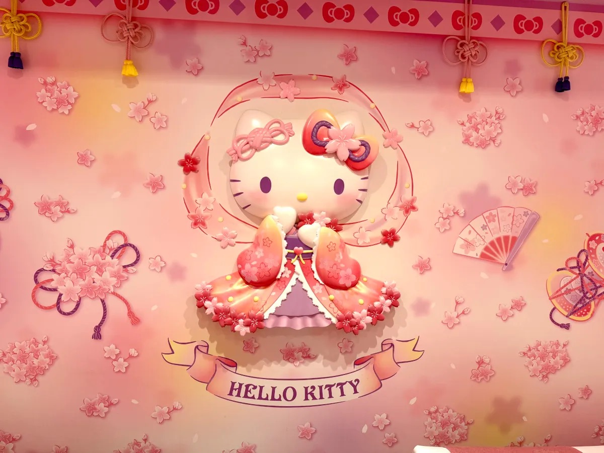 Is this Hello Kitty hotel room in Tokyo good enough to impress an 8 ...